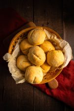 Traditional German Bread Rolls | Brötchen (for Bratwurst!) - Humbly ...