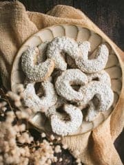 12 Best Traditional German Christmas Cookie Recipes - Humbly Homemade