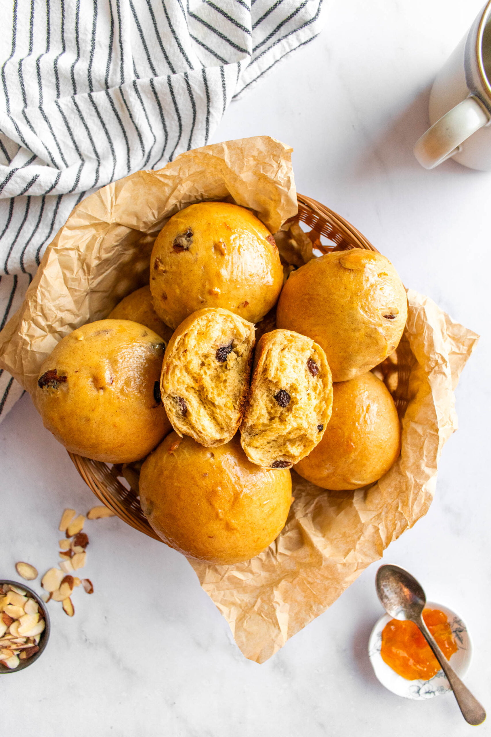 Fluffy Raisin Buns (Rosinenbrotchen) - Humbly Homemade