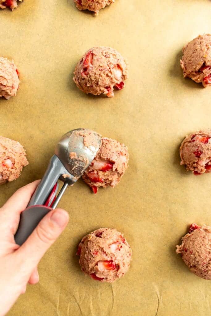 Strawberry Sugar Cookies (Fresh & Freeze Dried Strawberries!)